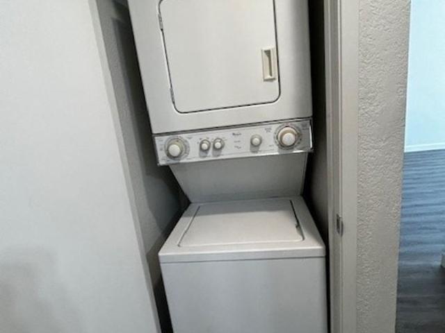 Country Hollow Apartments 2 Bedroom Apartment for Rent at 5858 Morgan Pl, Stockton, CA 95219 Lincoln Village West