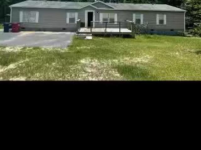 Country Home Close to Town & Schools 213 Vance Cir