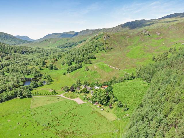 Country house for sale