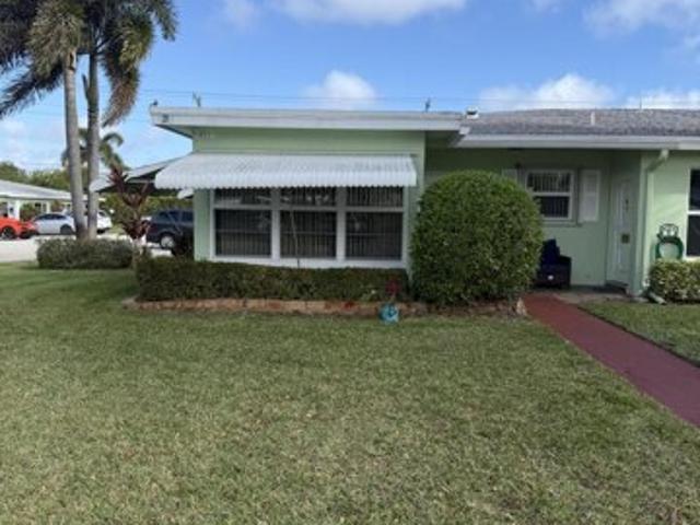 Country Ln Apt A, Boynton Beach, Condo For Sale