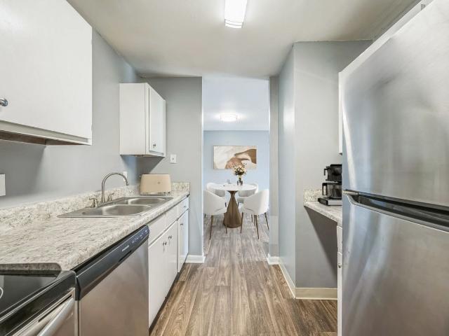 Country Place Apartments 3 Bedroom Apartment for Rent at 4000 Gillionville Rd, Albany, GA 31721