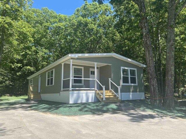 Country Ridge Park, Rochester, Property For Sale