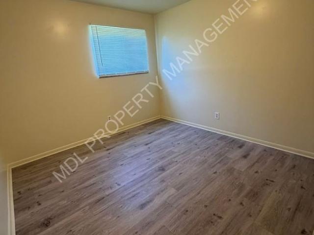 Country Squire * 2 Bedroom Apartment for Rent at 1850 Squire Dr, Saginaw, MI 48601