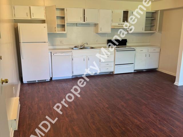 Country Squire * 2 Bedroom Apartment for Rent at 1850 Squire Drive, Saginaw, MI 48601