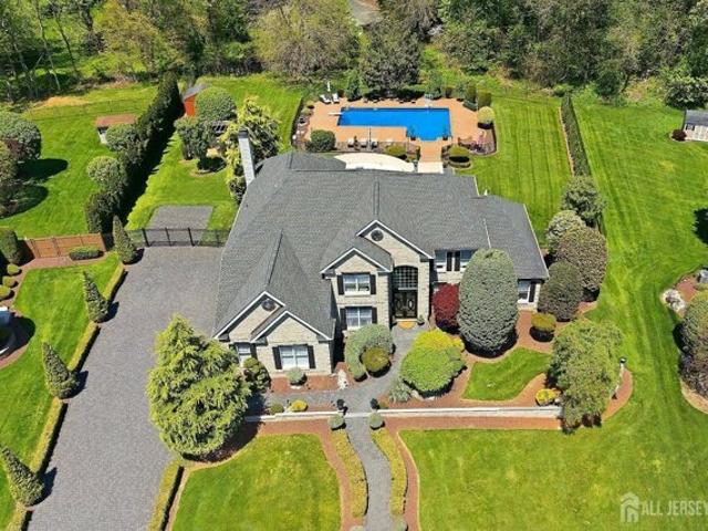 Country View Dr, Freehold, Home For Sale