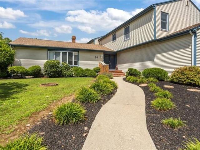Countryside Dr, Cranston, Home For Sale