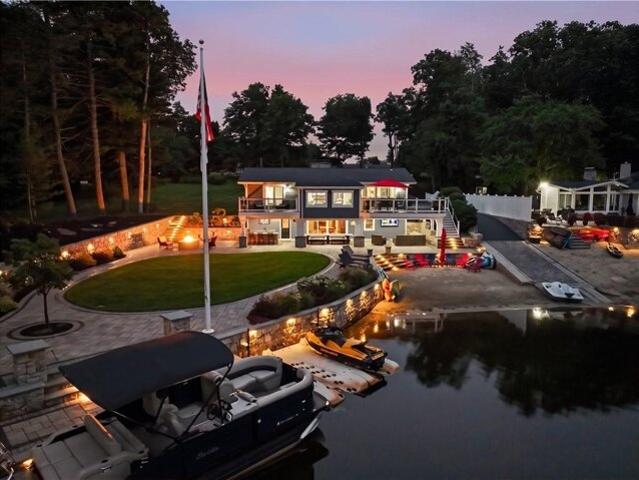 Countryside Dr, Johnston, Home For Sale