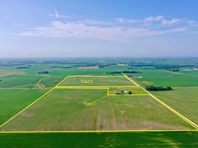 County Line Rd, Cresco, IA 52136
