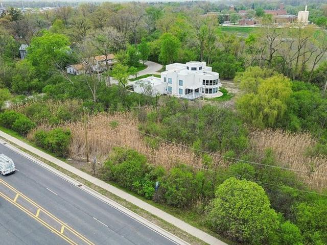 County Line Rd, Highland Park, IL 60035