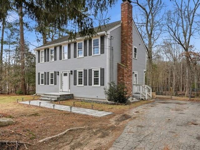 County St, Lakeville, Home For Sale