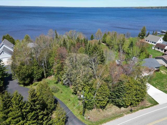 County Road 441, Manistique, MI 49854