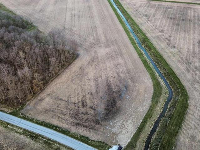 County Road 50 E, Lizton, IN 46149