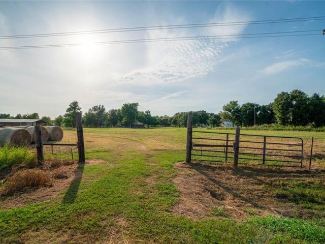 County Road 14900, Paris, TX 75462