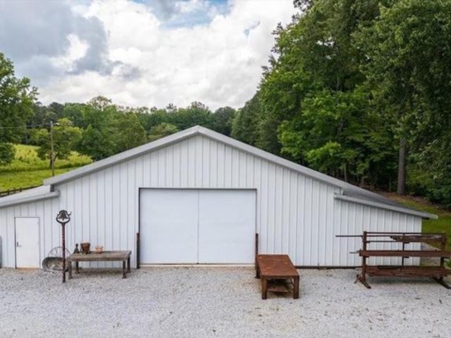 County Road 19, Heflin, AL 36264