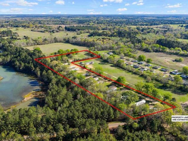 County Road 207, Henderson, TX 75652