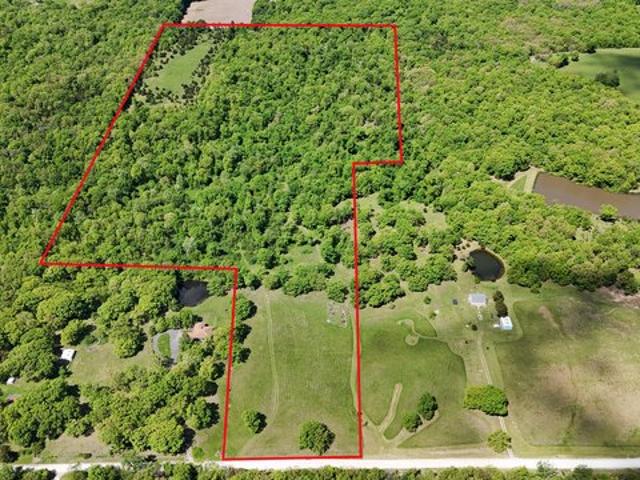 County Road 2320, Moberly, MO 65270