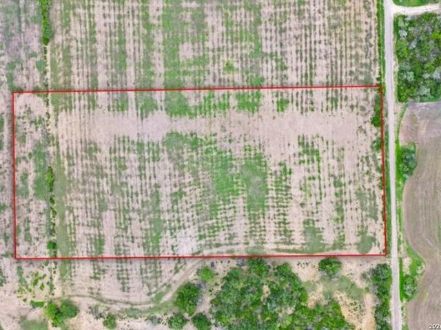 County Road 332, Beeville, TX 78102
