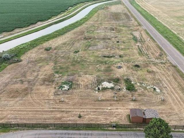 County Road 350, Sidney, MT 59270