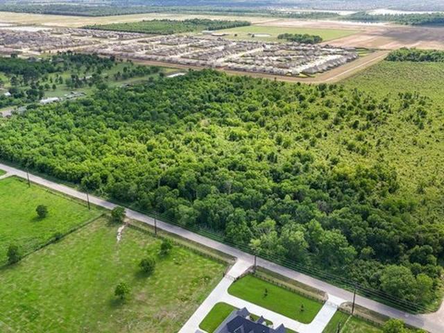 County Road 383, Rosharon, TX 77583