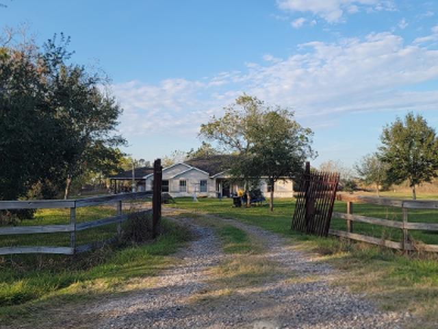 County Road 393b