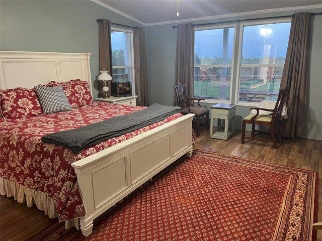 County Road,waelder, Farm House For