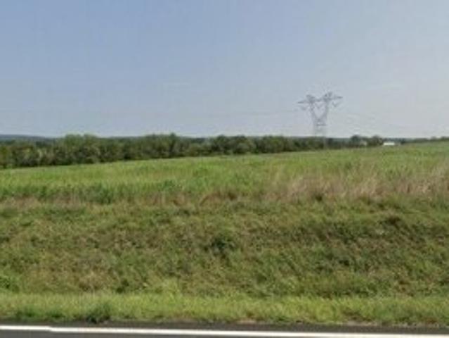 County Road,alexandria Township, Farm House For