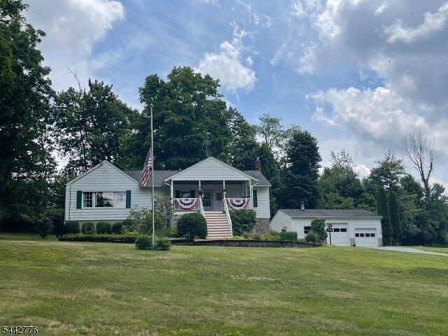 County Road,hampton, Home For Sale
