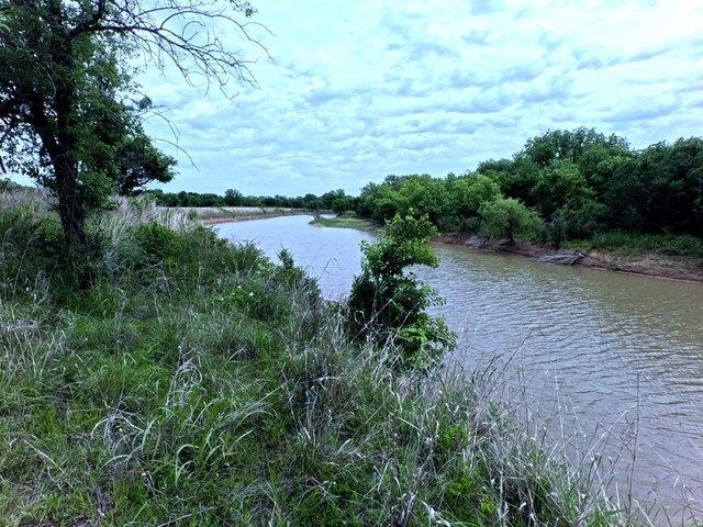County Road N2710, Hastings, OK 73548