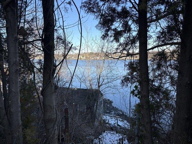 County Rd, Barrington, Home For Sale