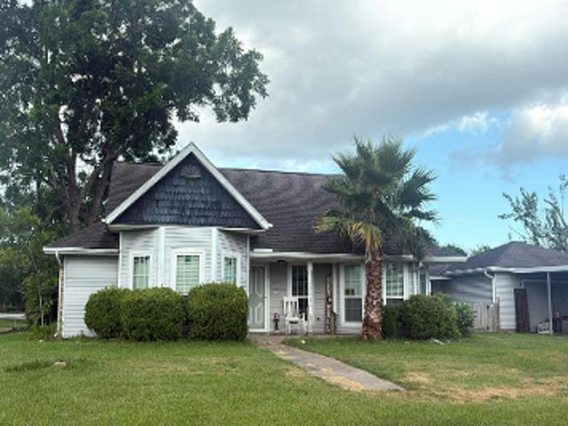 Coupland Dr