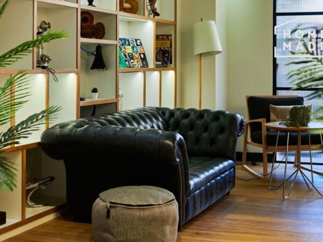 Courland Grove, SW8