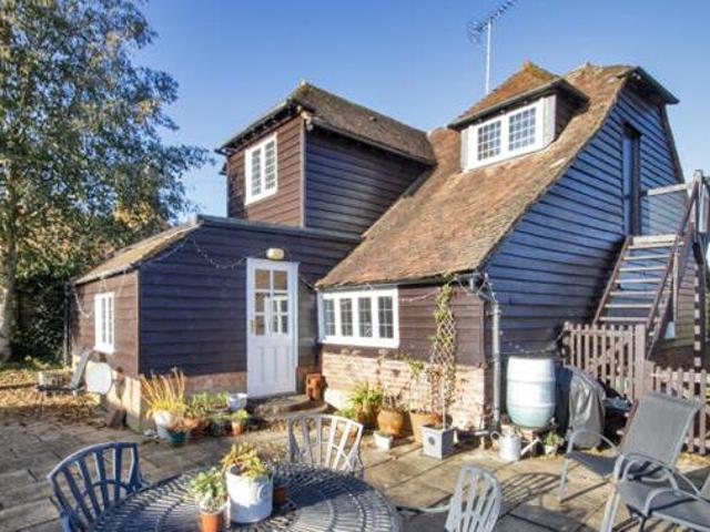 Course Horn Lane, Cranbrook, 3 Bedroom Detached