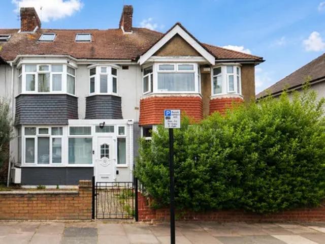 Court Way, London, W3 0PY, United Kingdom | 4 bed townhouse for rent #166535352 | Rentberry
