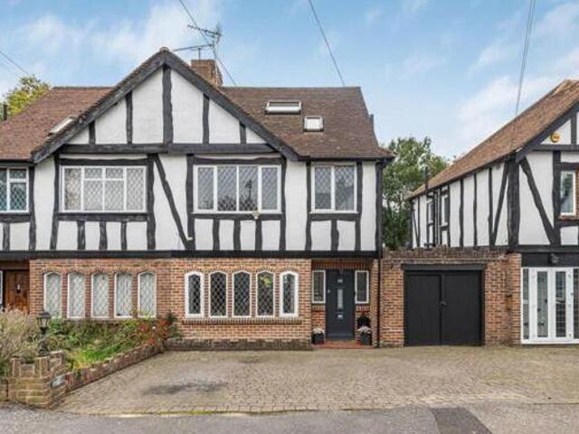 Court Avenue, Coulsdon, 4 Bedroom Semi detached