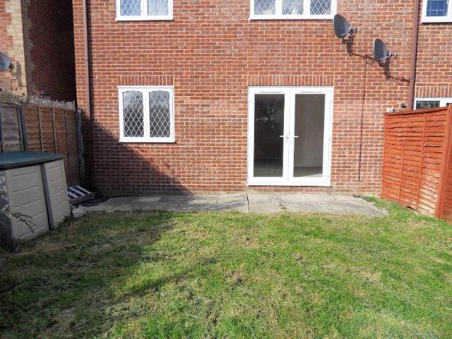 Court Corner, Olney, MK46 1 bed ground floor flat to rent £1,025 pcm £237 pw