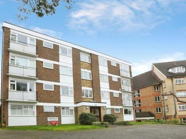 Court Downs Road, Beckenham, 3 Bedroom Flat