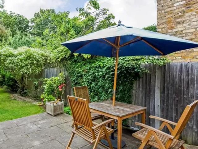 Court Lane, London, SE21 7DZ, United Kingdom | 5 bed duplex for rent #136167730 | Rentberry