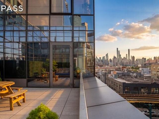 Court Sq Apt,queens, Condo For Sale