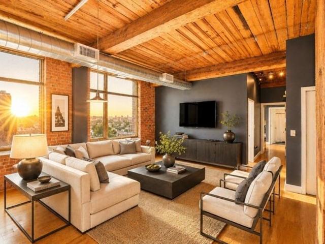 Court St Apt,brockton, Condo For Sale