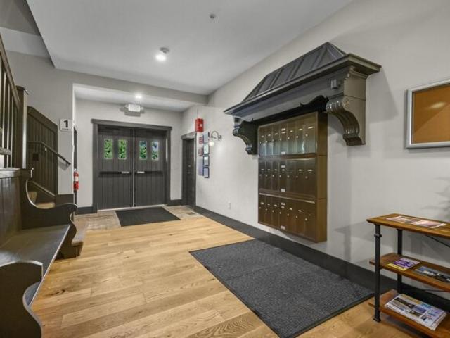 Court St Apt,plymouth, Condo For Sale