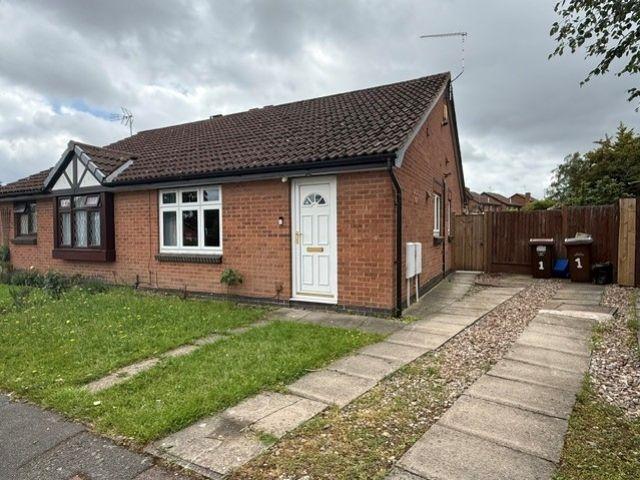 Courtney Close, Nottingham, Nottinghamshire NG8, 2 bed semi detached bungalow to rent, £995 pcm | PrimeLocation
