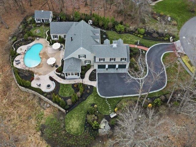 Courtney Dr, Newbury, Home For Sale