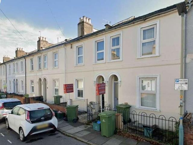 Courtenay Street, Cheltenham, GL50