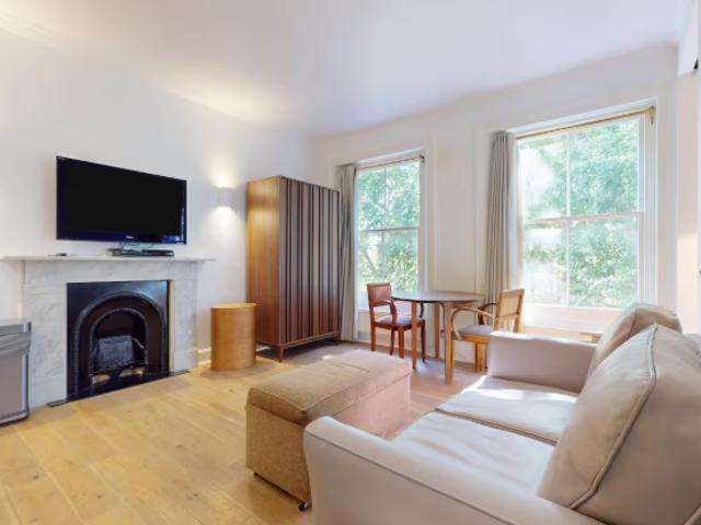 Courtfield Gardens, London SW5, 1 bed flat to rent, £3,100 pcm | PrimeLocation