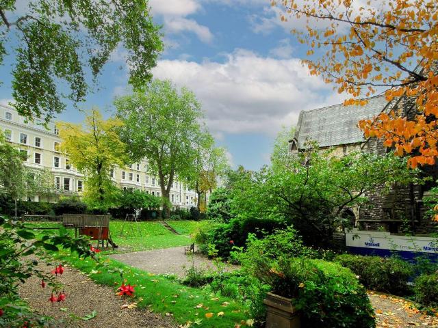 Courtfield Gardens, South Kensington, London SW5, 3 bed flat to rent, £4,334 pcm | PrimeLocation