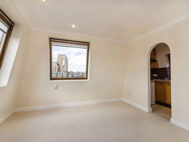 Courtfield Road, South Kensington, London SW7, 1 bed flat to rent, £3,900 pcm | PrimeLocation