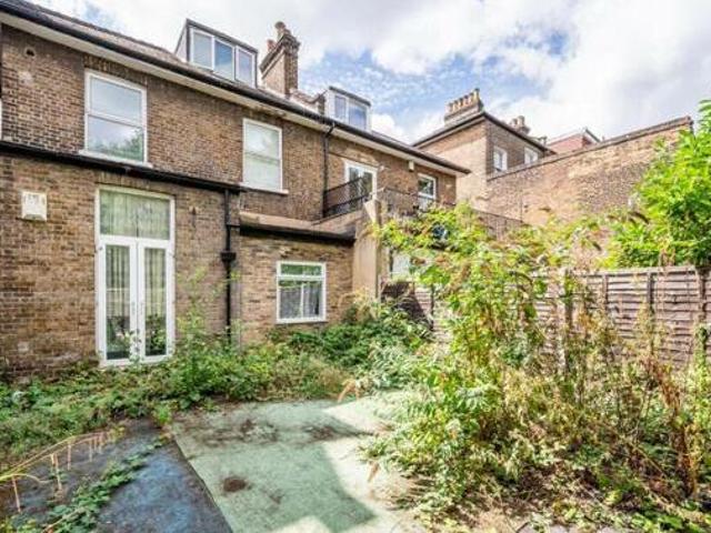 Courthill Road, Hither Green, 2 Bedroom Flat