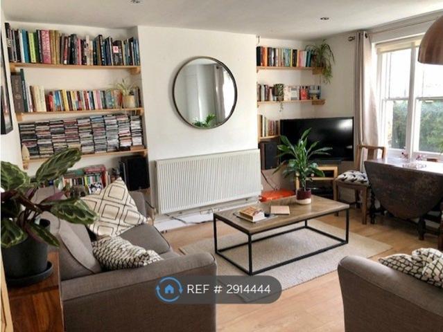 Courthill Road, London SE13, 2 bed maisonette to rent, £1,950 pcm | PrimeLocation