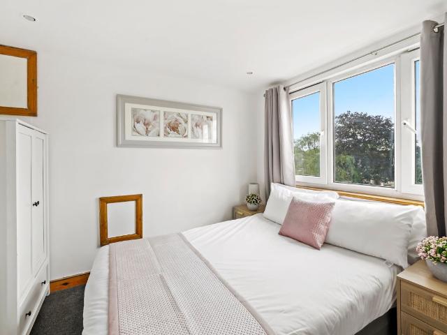 Courthope Road, Greenford UB6, Room to rent, £1,300 pcm | PrimeLocation