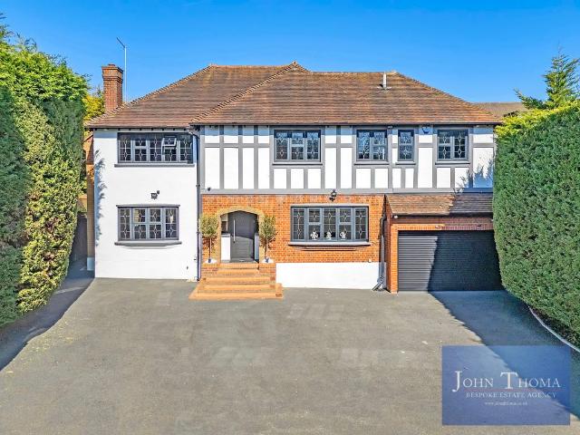 Courtland Drive, Chigwell IG7, 4 bed detached house to rent, £8,500 pcm | PrimeLocation